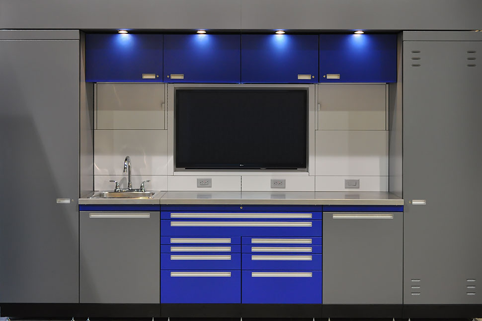 5 Smart Garage Cabinet Ideas for Easy Organization