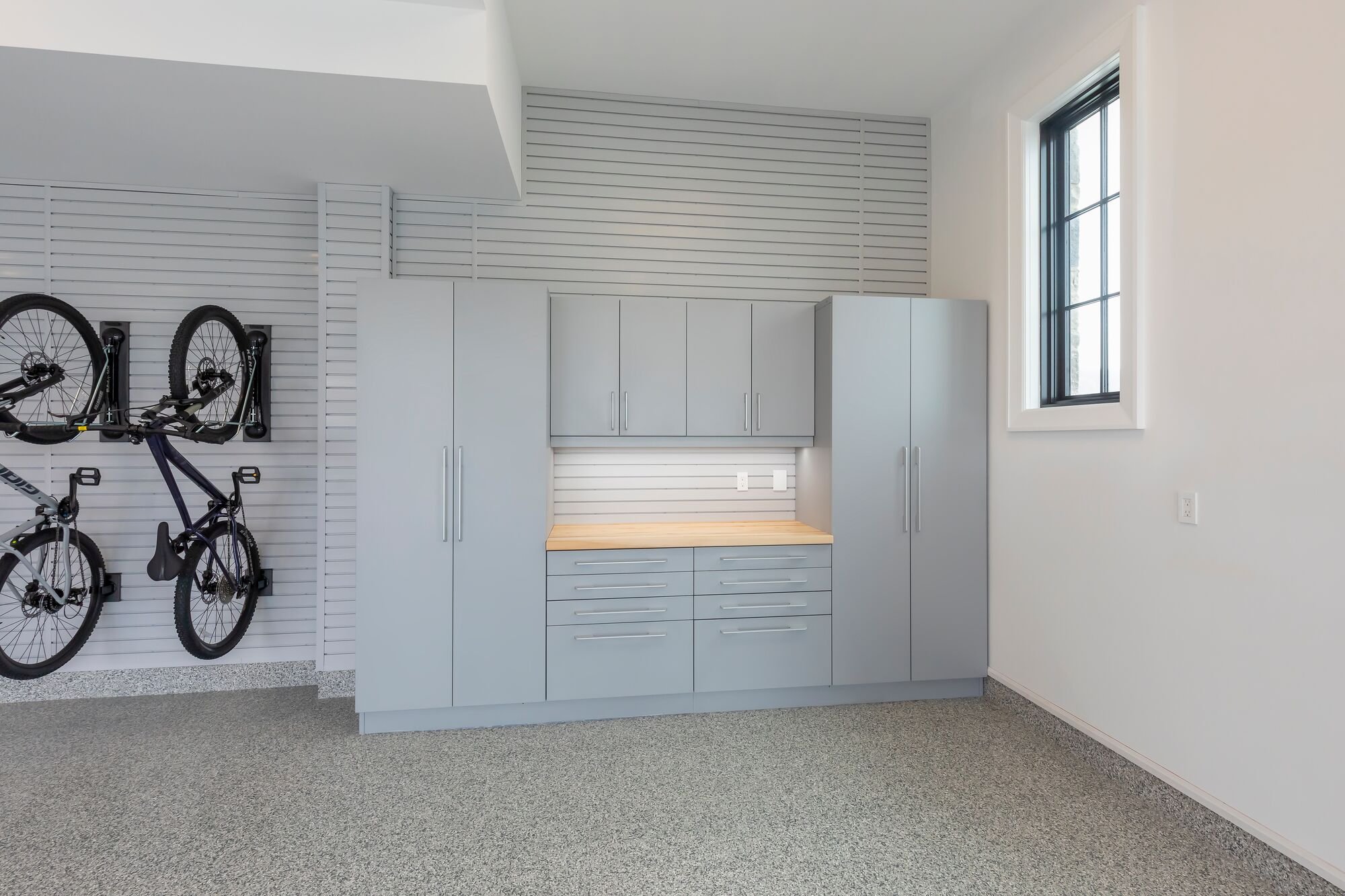 Garage Living | Aquino