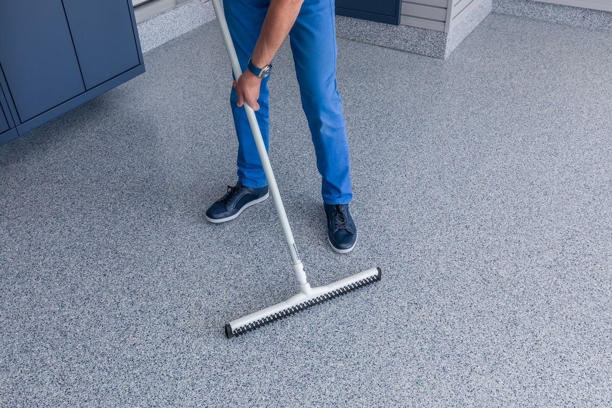 Garage Deep Cleaning: A 5-Step Guide