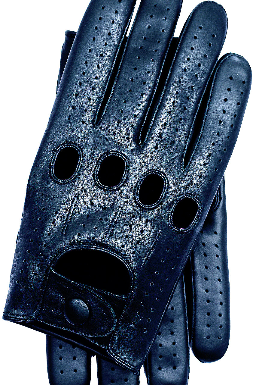 11 Perfect Car Lover Gift Ideas To Give This Holiday Season